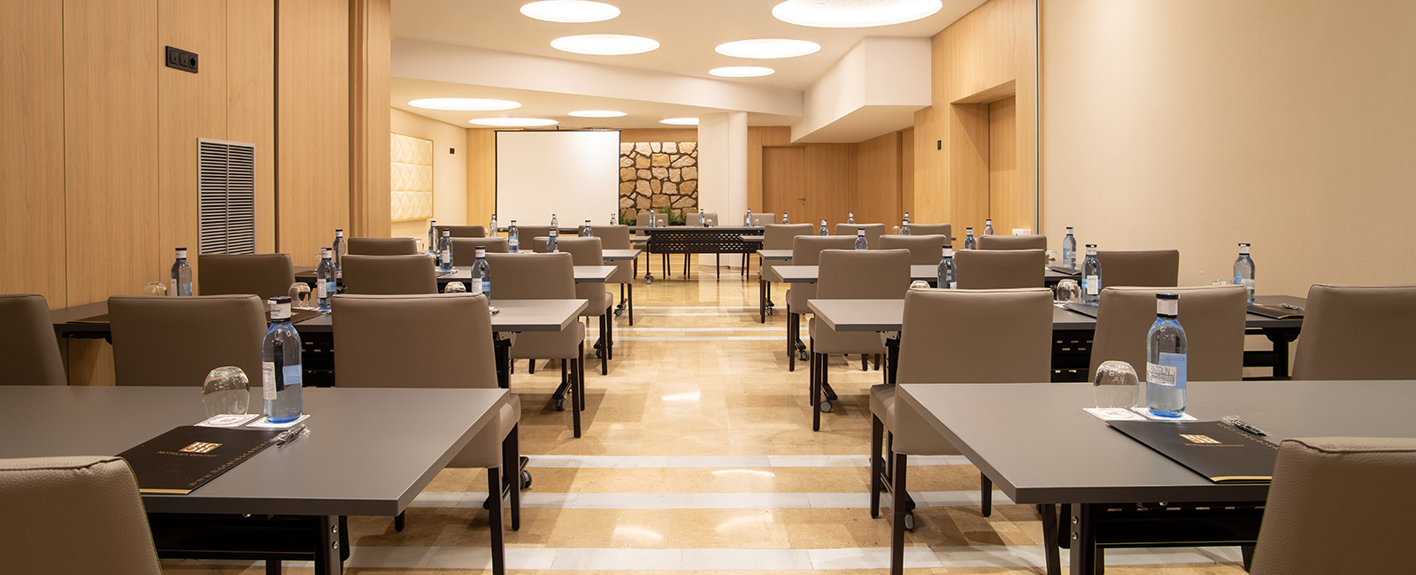 Convenciones Granada | Hotel Granada Center